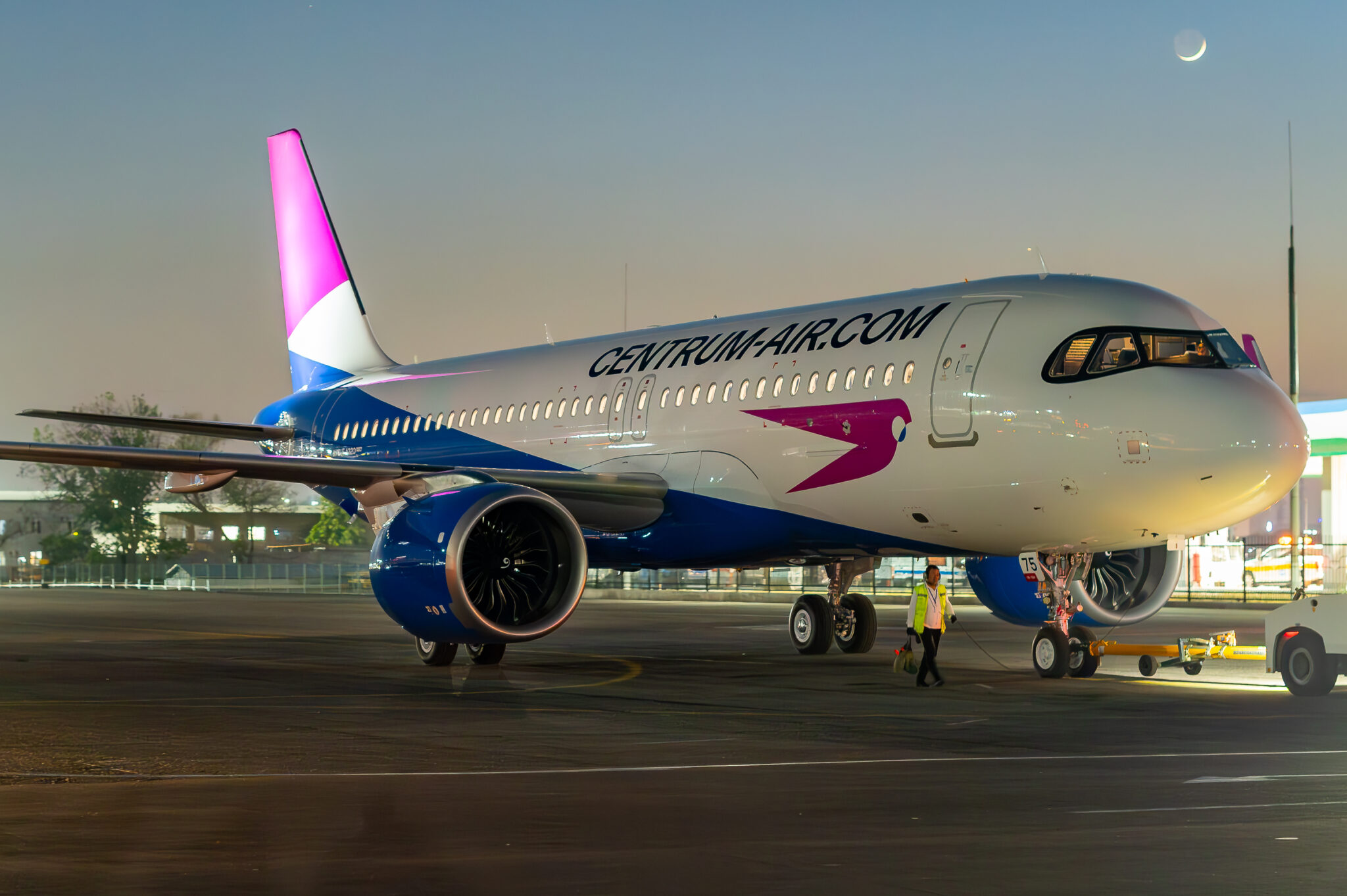 Avolon Leases Five Airbus A320 To Centrum Air - Aviation and Allied ...